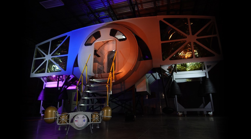 Dynetics Unveils Lunar Lander Module Mockup - Huntsville Business Journal