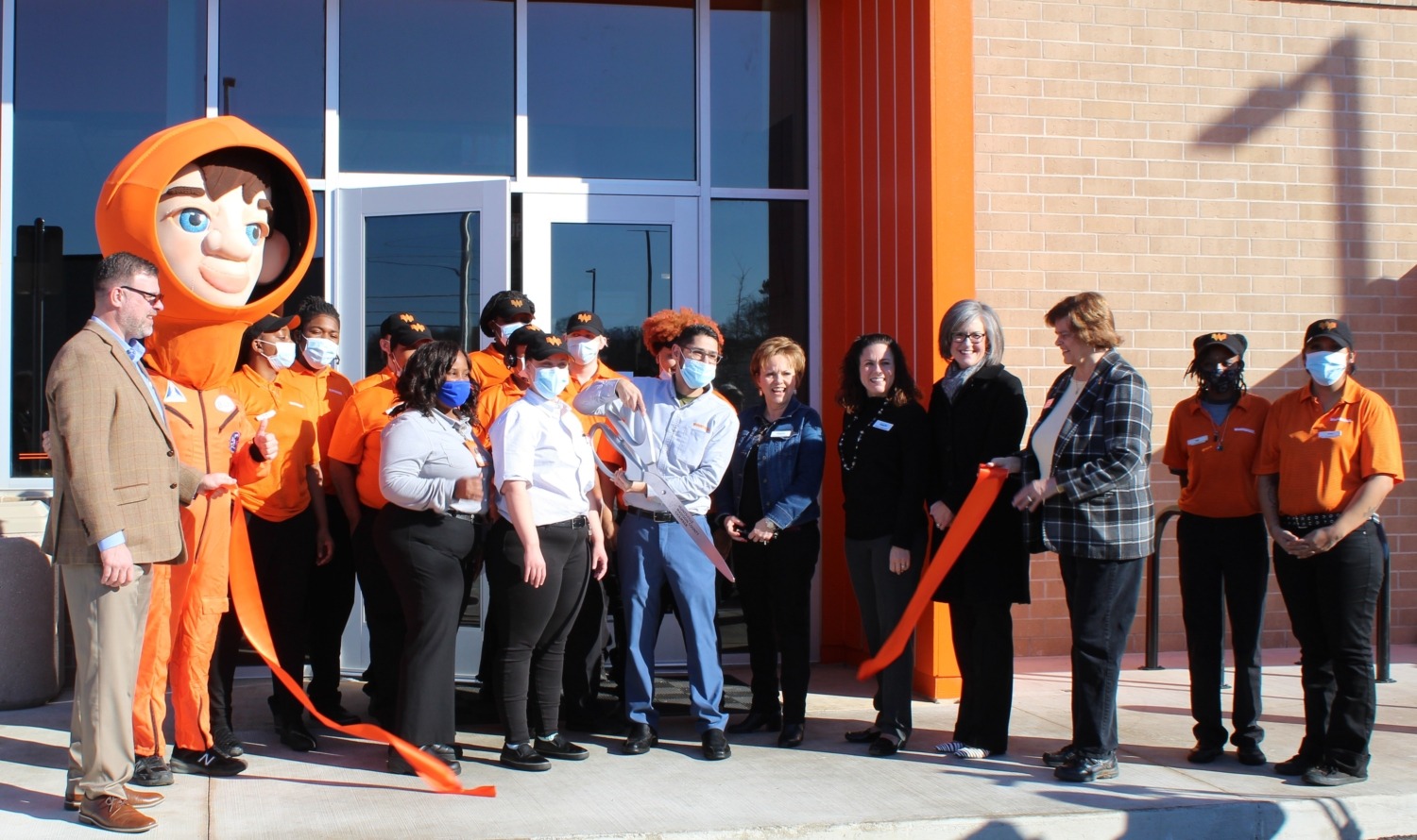 Whataburger Celebrates Ribbon-Cutting Of Its First Huntsville Location ...